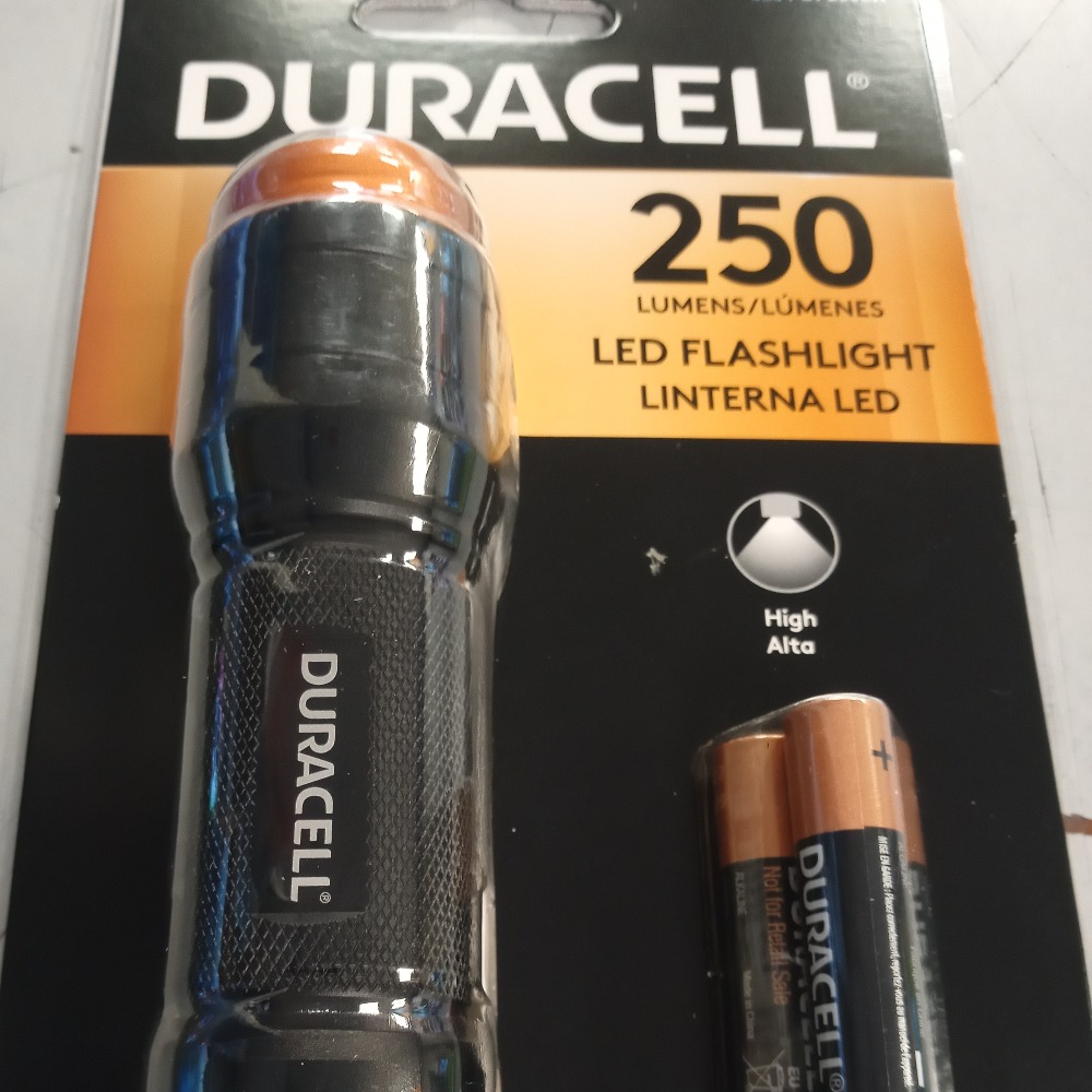 Duracell LED flashlight 250 Lumens - Own4Less